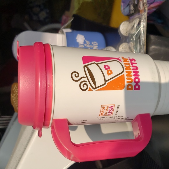 Dunkin Donuts | Kitchen | Vintage Dunking Donuts Pink Cup | Poshmark